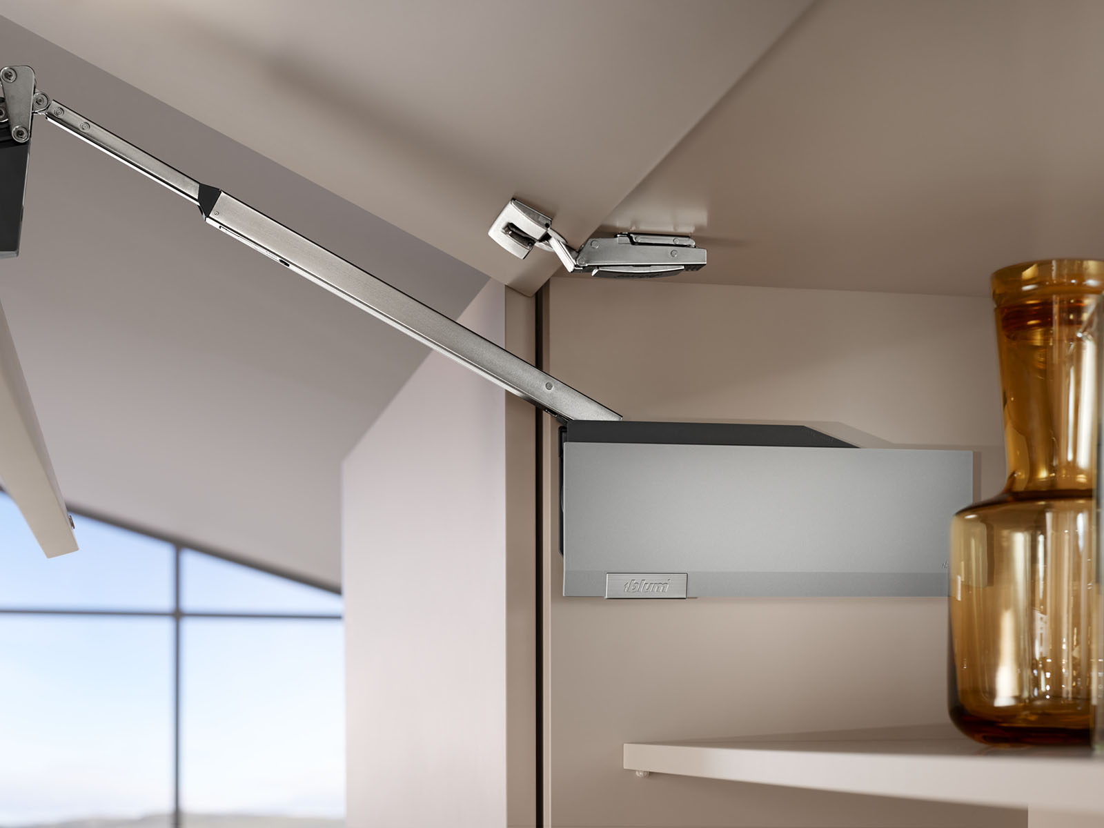 AVENTOS HF top